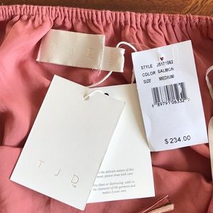 The Jetset Diaries | Dresses | Tjd Desert Rose Shoulderless Mini Dress ...